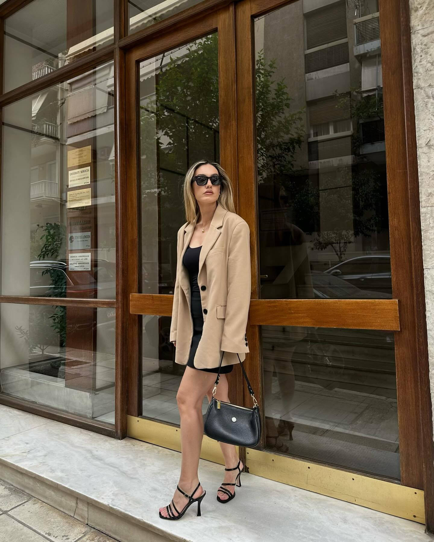 ΓΥΝΑΙΚΕΙΑ ΠΑΠΟΥΤΣΙΑ ΥΠΟΔΗΜΑΤΑ ,ΑΝΔΡΙΚΑ ΠΑΠΟΥΤΣΙΑ - FRATELLI PETRIDI ...